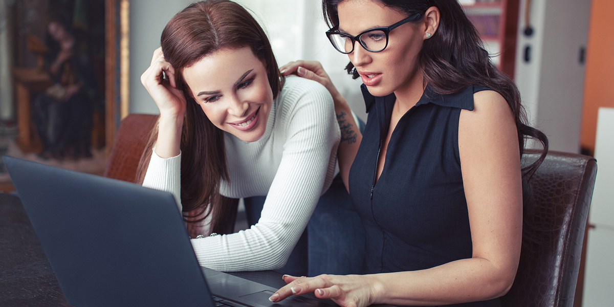 Consumer Caution Shapes Online Shopping Patterns: Coresight Research ...